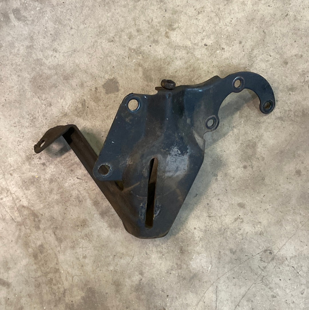 53010148 Tensioner Bracket with Bolt and Collar for Jeep TJ, YJ, XJ, Z ...