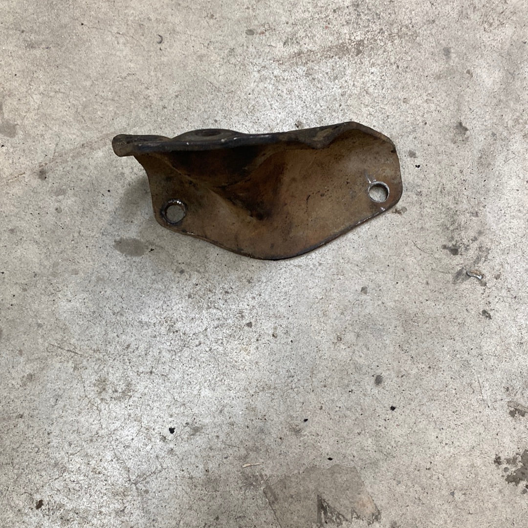 4.2L AMC 258 DS Engine to Frame Motor Mount for CJ5 CJ7 | FN Jeep