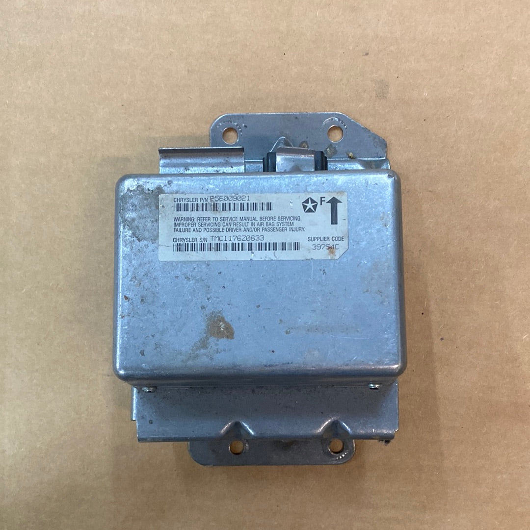 P56009021 Grand Cherokee ZJ (96-98) Air bag Control Module Computer ...