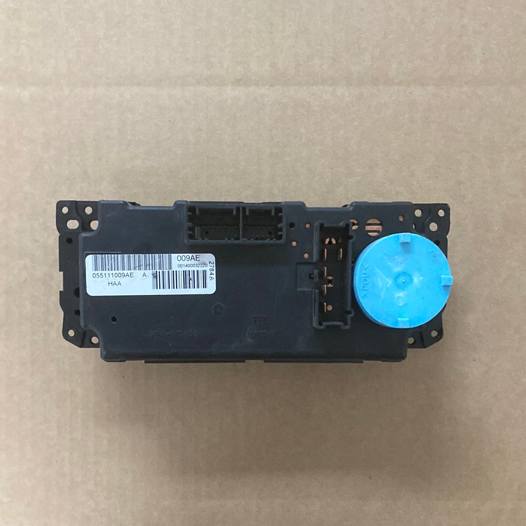Interior and Electrical Climate Control Module | FN Jeep