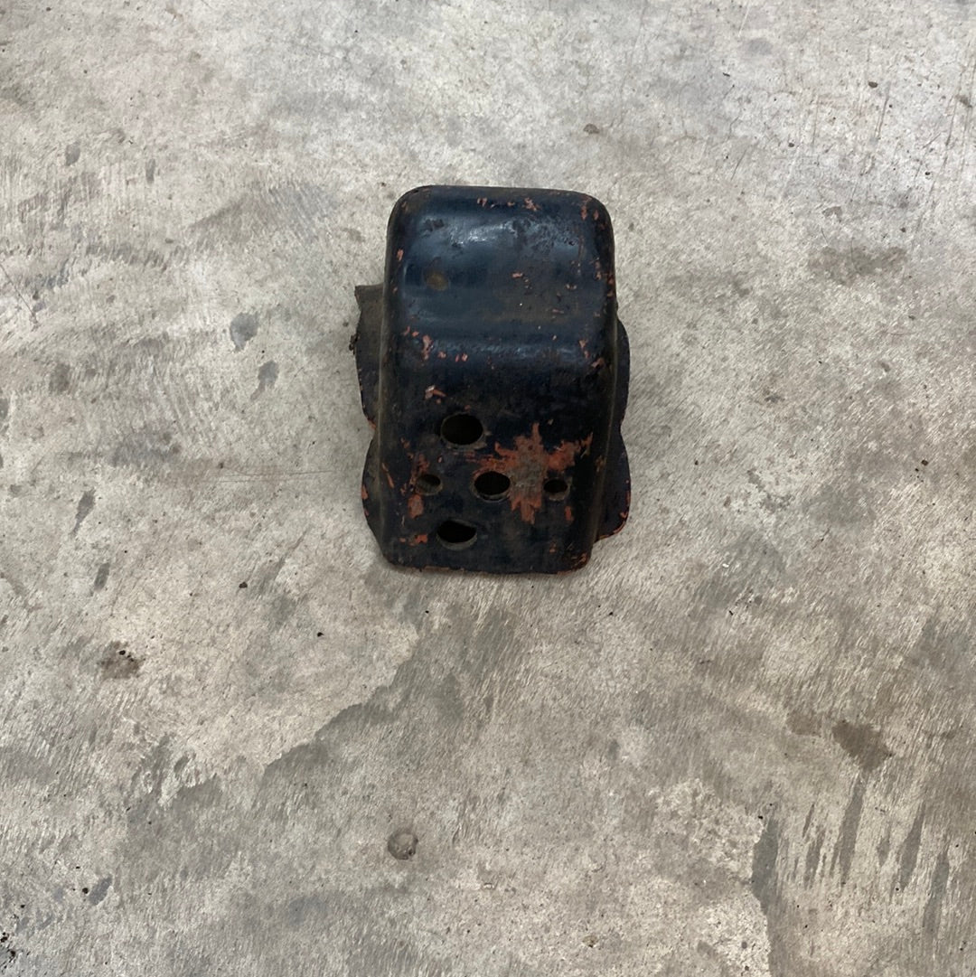 4.2L AMC 258 4 Hole Frame to Motor Mount Bracket for CJ5 CJ7 CJ8 SJ ...